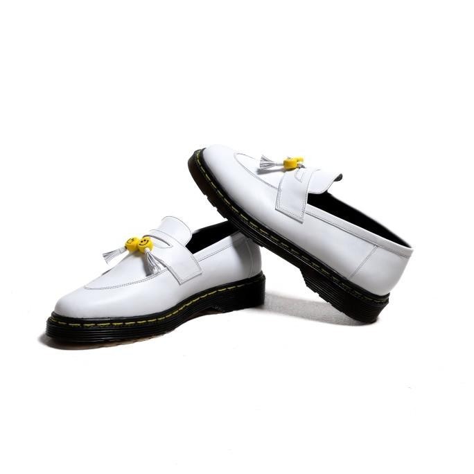 Jual Jovem X Basboi : Loaferboi - White | Shopee Indonesia