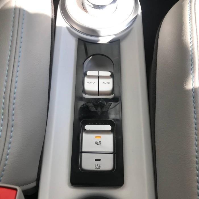 Jual Super Brand Day Tutup Rem Tangan Wuling Hand Break Air EV Cover ...