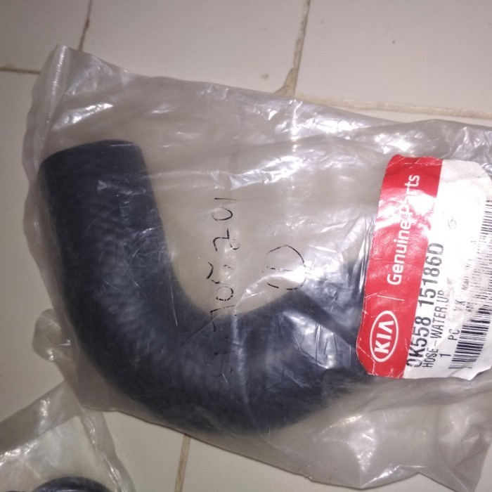 Jual SELANG RADIATOR KIA CARNIVAL BENSIN | Shopee Indonesia