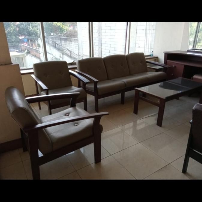 Jual Silahkan Gan Set Meja dan Kursi Tamu Ligna Aprilia | Shopee Indonesia