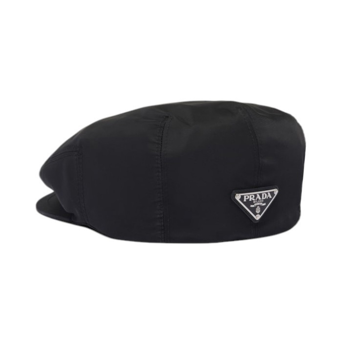 Jual Prada Enameled Metal Triangle Logo Re-Nylon Beret Hat Black ...