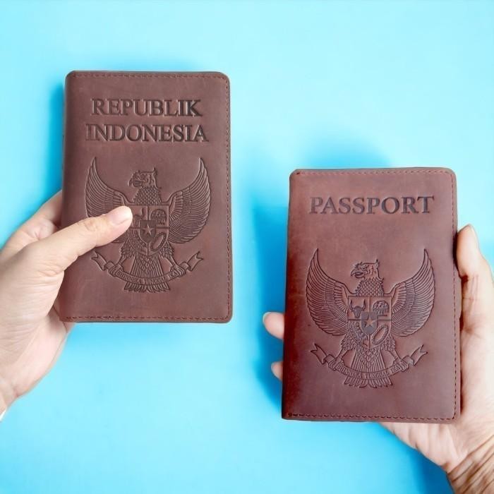 Jual Sampul Cover Paspor Garuda Indonesia Kulit Asli Ishiya / Buku ...