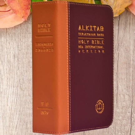 Jual ALKITAB NIV. BILINGUAL INDONESIA - INGGRIS 055 TI. NEW ENGLISH ...