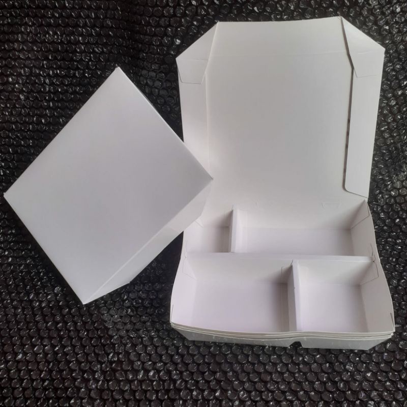 Jual Paper Lunch Box Sekat 4 Laminasi/Lunchbox Putih Ivory Isi 50 pcs ...