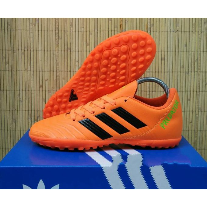 Jual Sepatu Futsal Gerigi Turf Made In Vietnam Predator 18.4 Tf ...