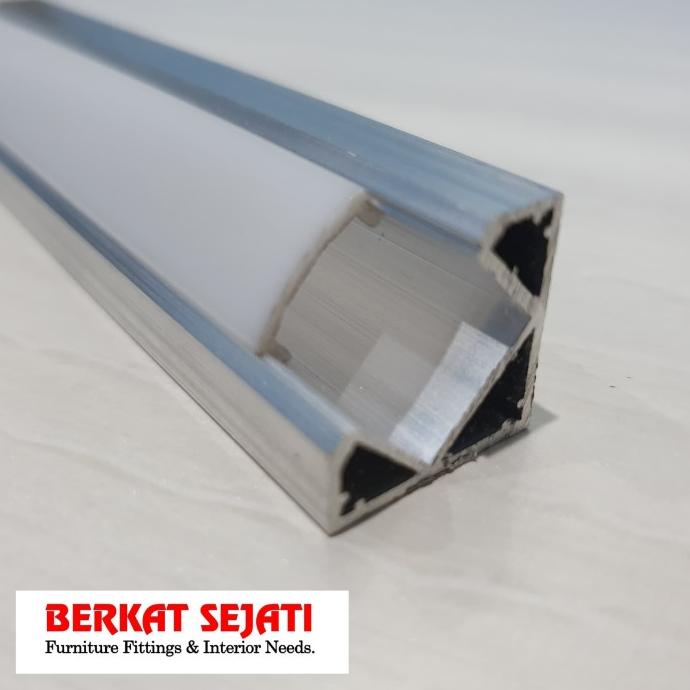 Jual List Lis Rel Rumah Cover Casing Lampu LED Strip Alumunium SUDUT ...