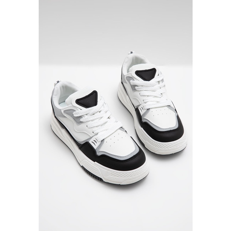 Jual Berrybenka - Sepatu Sneakers Wanita Sofia Yoshi Platform Sneaker ...
