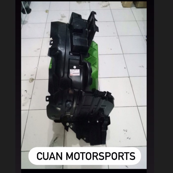 Jual Liner Fender Daun Pisang Kanan (Rh) Toyota Avanza Tahun 2017/2018 ...