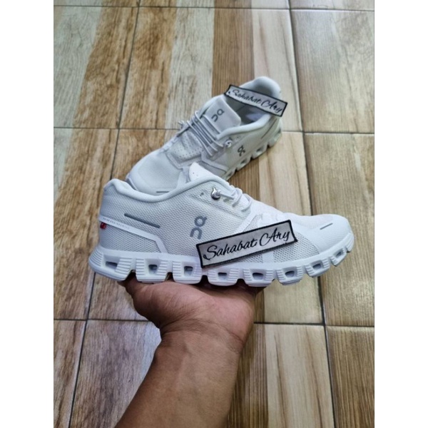 Jual Sepatu Cloud 5 All White | Shopee Indonesia