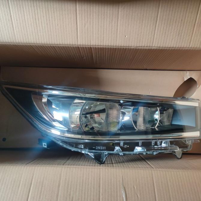 Jual Headlamp Innova reborn tipe G RH (kanan) | Shopee Indonesia