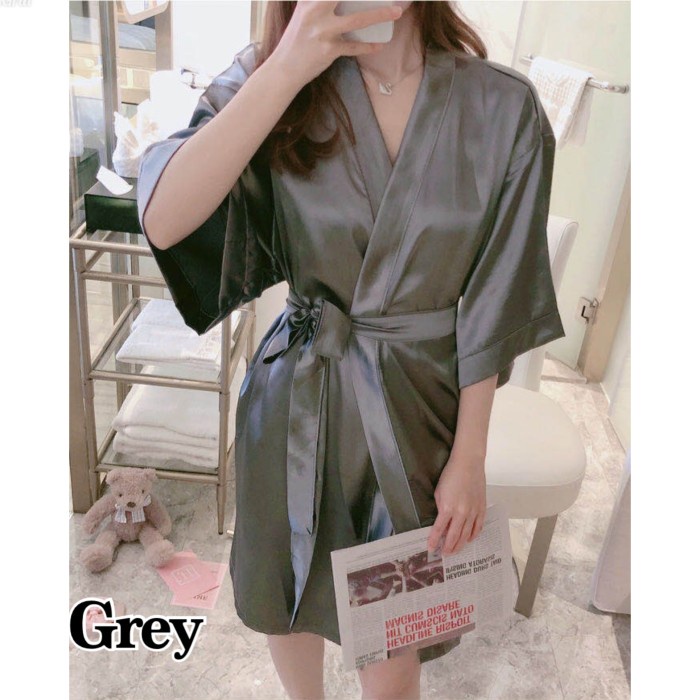Jual KIMONO TIDUR BATHROBE SILK SATIN SHEINE POLOS BRIDE ROMPI MAKE UP ...