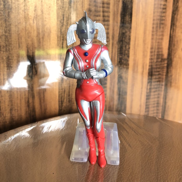 Jual action figure ultraman - mother of ultra | Shopee Indonesia