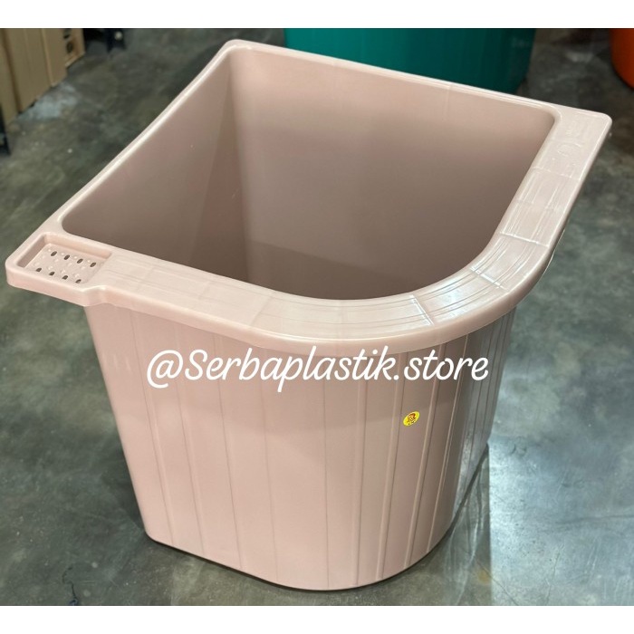 Jual Bak Mandi Plastik / Bak Air Sudut / Bak Mandi Sudut Toilet Dewasa ...