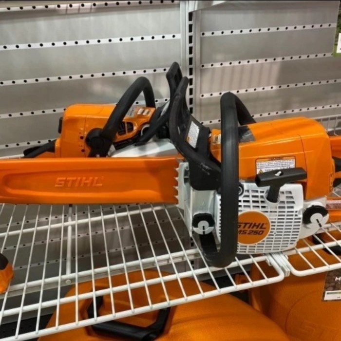 Jual Baru Mesin Potong Kayu / Gergaji / Chainsaw Stihl Ms 250 / 20_x000D_ _x000D_ Berkualitas ...