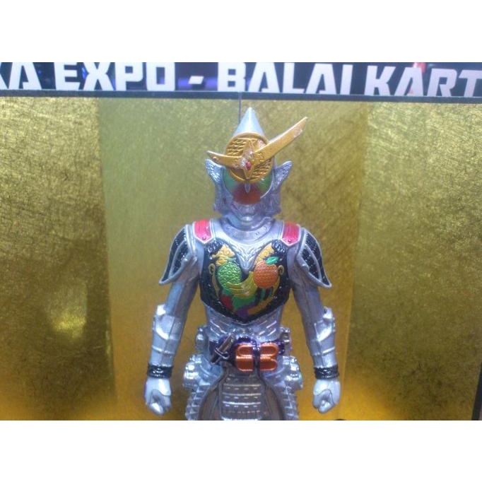 Jual Kamen Rider Gaim Kiwami Arms Legend Rider Heroes 10 Original ...