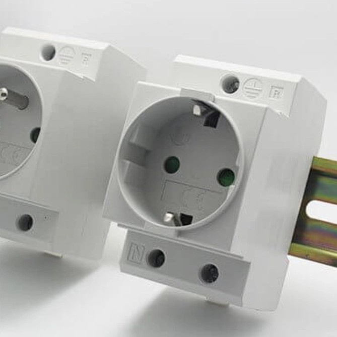 Jual Stop Kontak Din Rail (receptacle din rail) | Shopee Indonesia