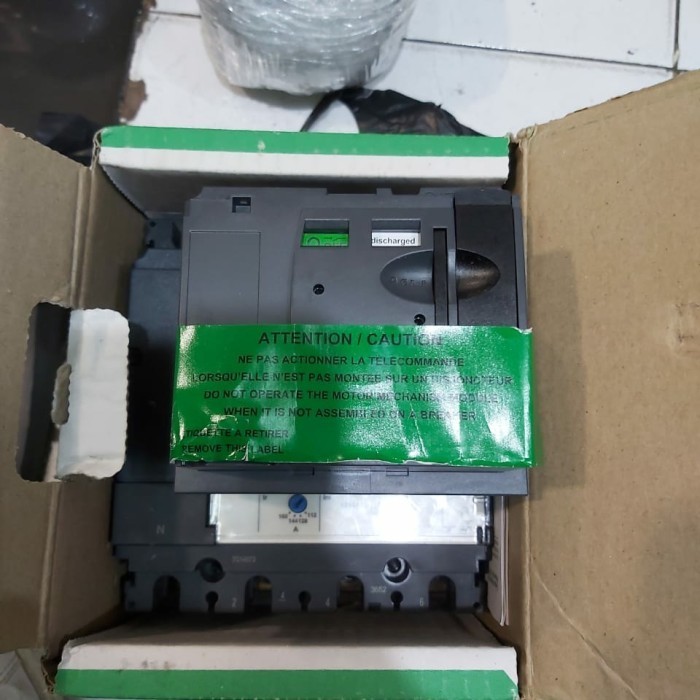 Jual [New Ori] Mccb Schneider Nsx250N 4P 200A Komplete Motorized Uvt ...