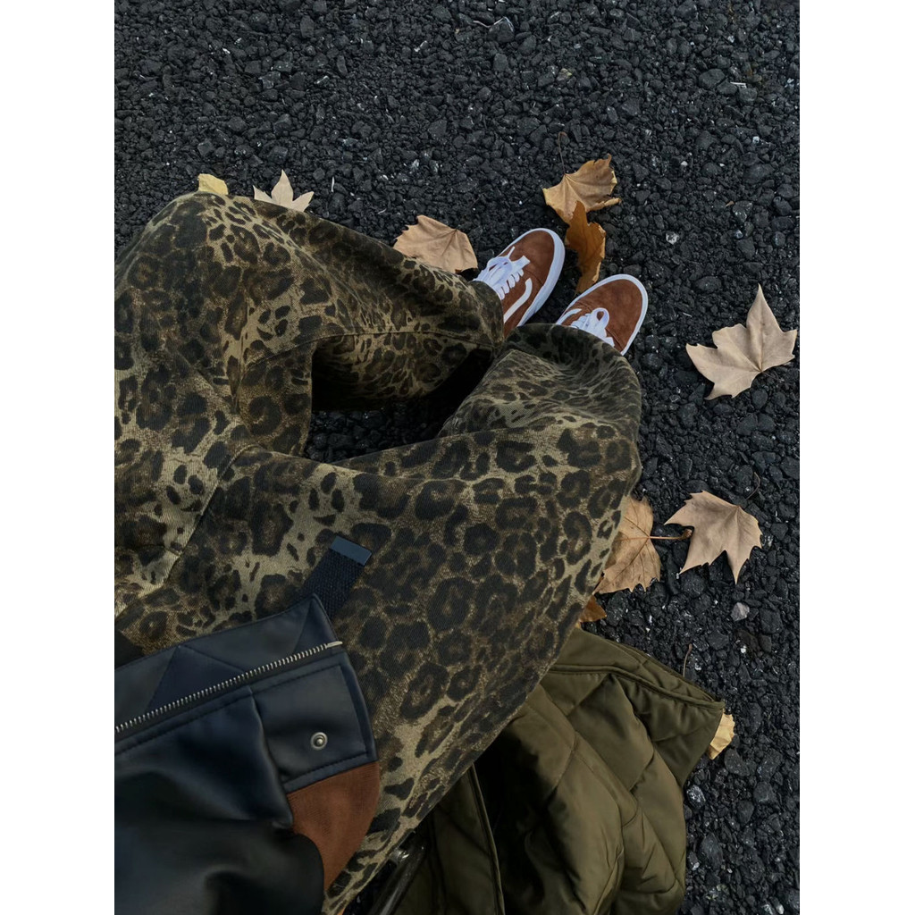 Jual Men's Leopard JeansinsLoose Wide-Leg Pants /carpenter pants/celana ...