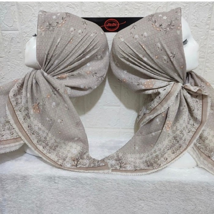 Jual HIJAB SEGI EMPAT VOAL MOTIF BUNGA SOFT COKSU -14A | Shopee Indonesia