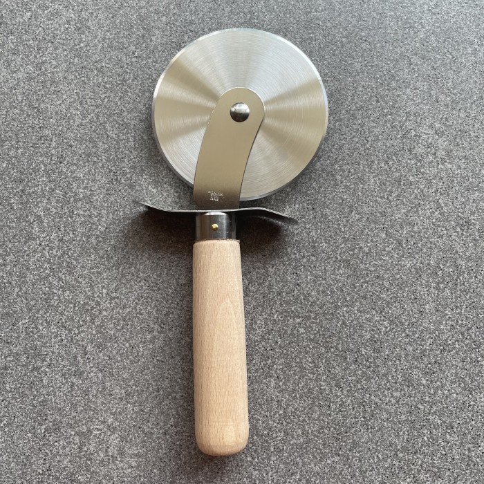 Jual Kanetsune Seki Round Pizza Cutter Made in Japan | Shopee Indonesia