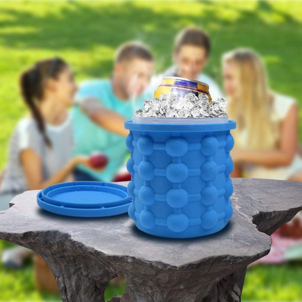 Jual HAWXS Tempat Es Batu Ice Cube Bucket 3D Silicone Mold - C01 ...