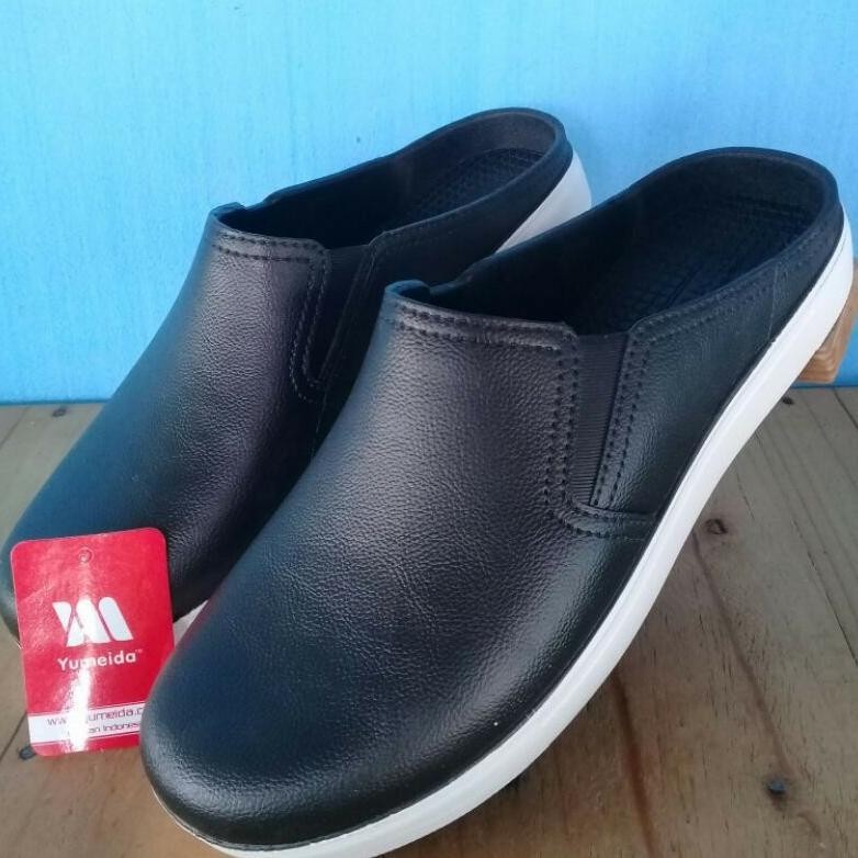 Jual Promo Hemat Sandal Sepatu Slop Pria/Laki-Laki Yumeida Gt9118L ...