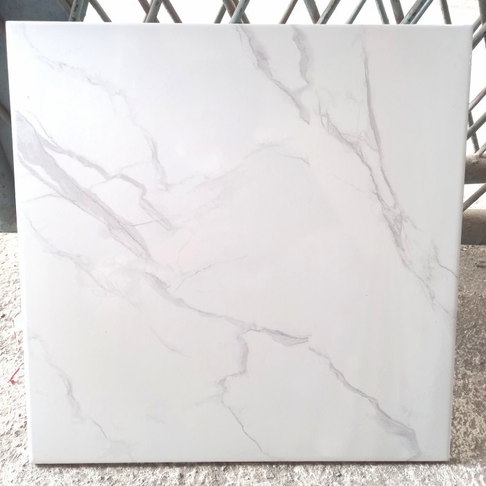 Jual Keramik Putih Marble 40X40 White Sky Marble | Shopee Indonesia