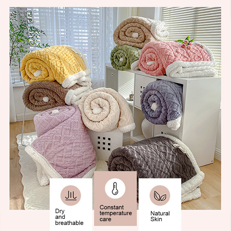 Jual Selimut Bulu 3 Dimensi Motif 2 Sisi Polyester Premium Size King ...