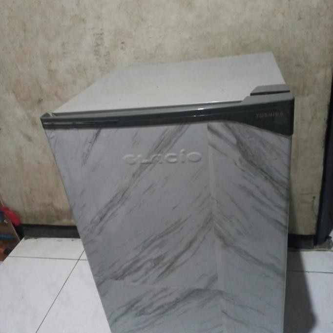 Jual KULKAS BEKAS TOSHIBA GLACIO | Shopee Indonesia