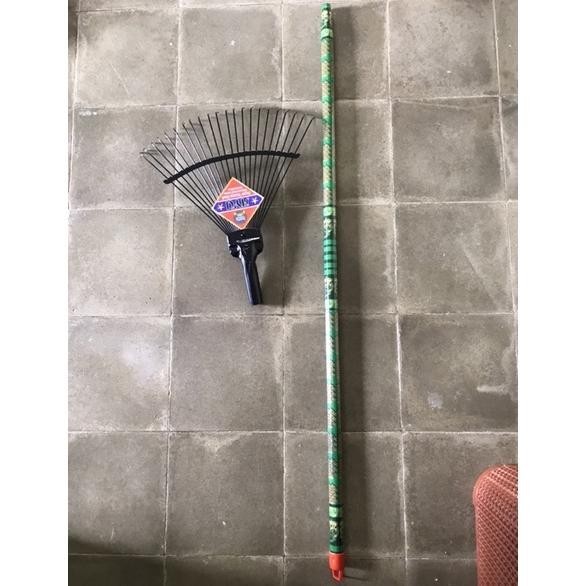 Jual SAPU TAMAN BESI / SAPU GARUK TAMAN ANTI KARAT SHOPEE | Shopee ...