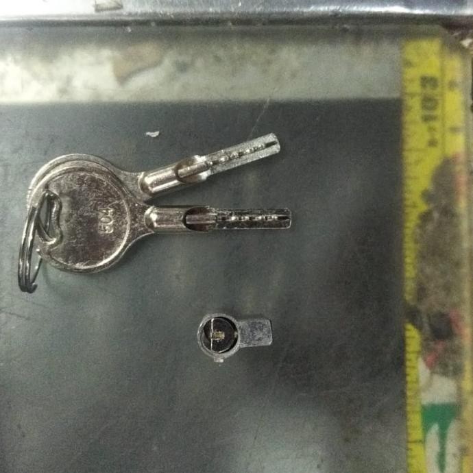 Jual Kunci Freezer / Kunci Flora / Kunci Lemari | Shopee Indonesia