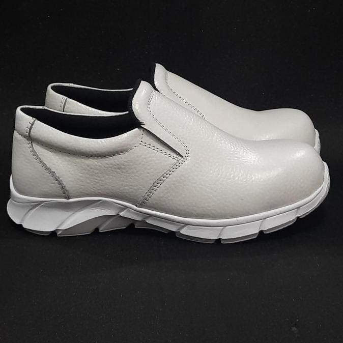 Jual Sepatu Safety Putih Laboratorium TS | Shopee Indonesia