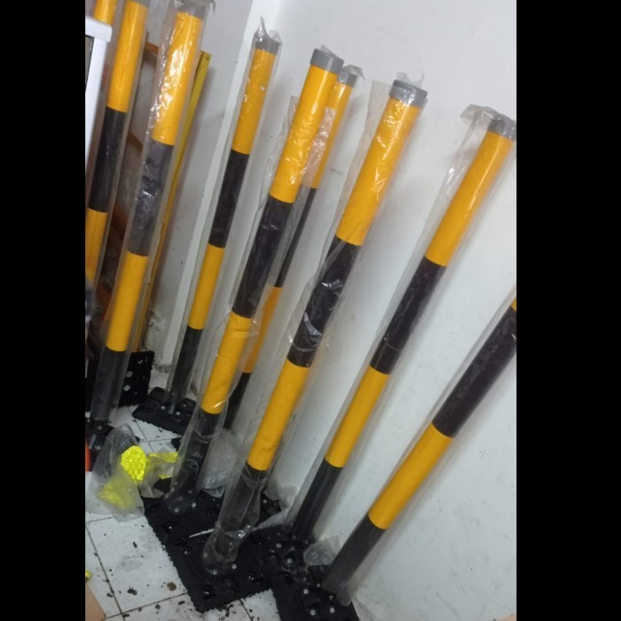 Jual Paling Murah Stick Cone 1,2M. Traffic Delineator, Spring Tiang ...