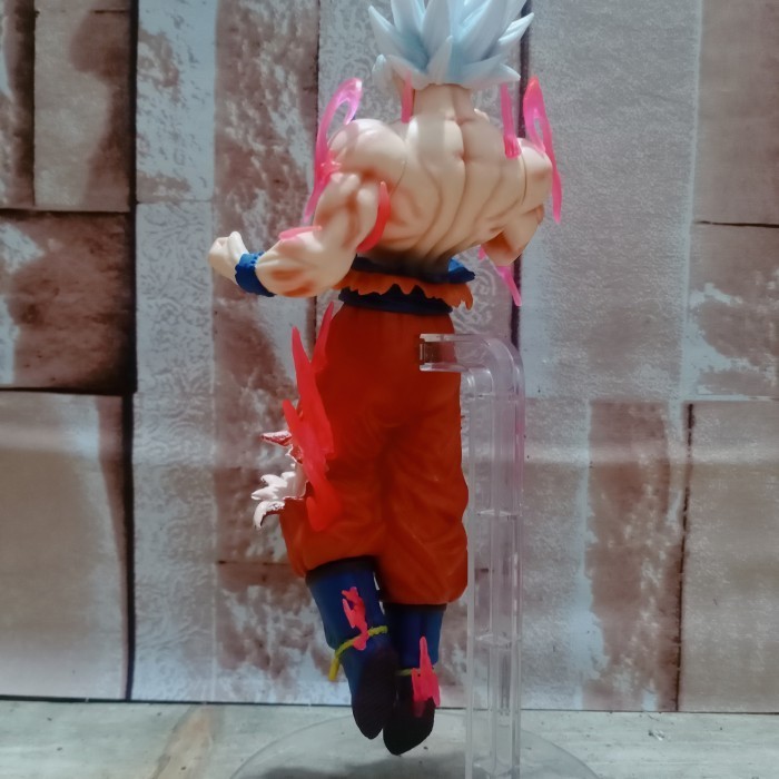Jual TOP figure son goku ui figure perfected ultra instinct goku figure ...