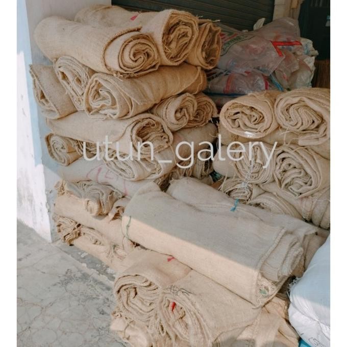 Jual karung goni 50kg (10 pcs) / karung goni bekas tebal JS | Shopee ...