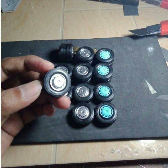Jual Fhare Murah Ban Karet 1 Set Untuk Diecast Dan Miniatur Bus ...