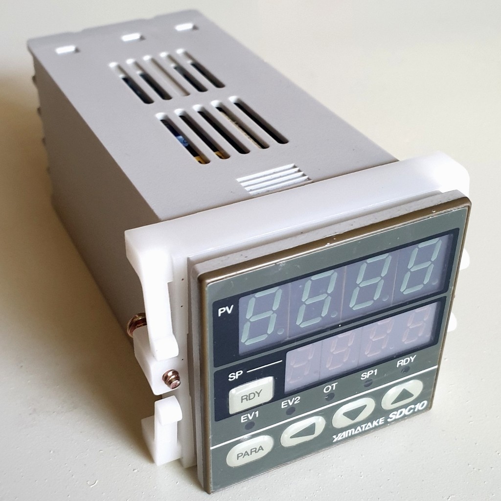 Jual temperature controller yamatake SDC10 , C10T6DTA0500 | Shopee ...