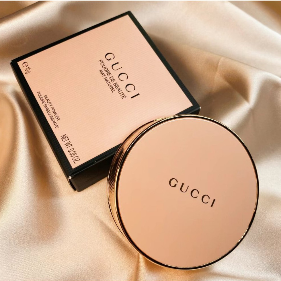 Jual Gucci Beauty Powder Poudre/GUCCI Poudre De Beauté Powder Bedak ...