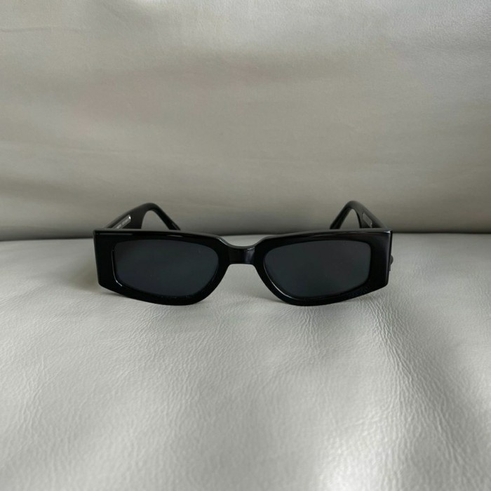 Jual Gentle Monster Heron Preston Black | Shopee Indonesia