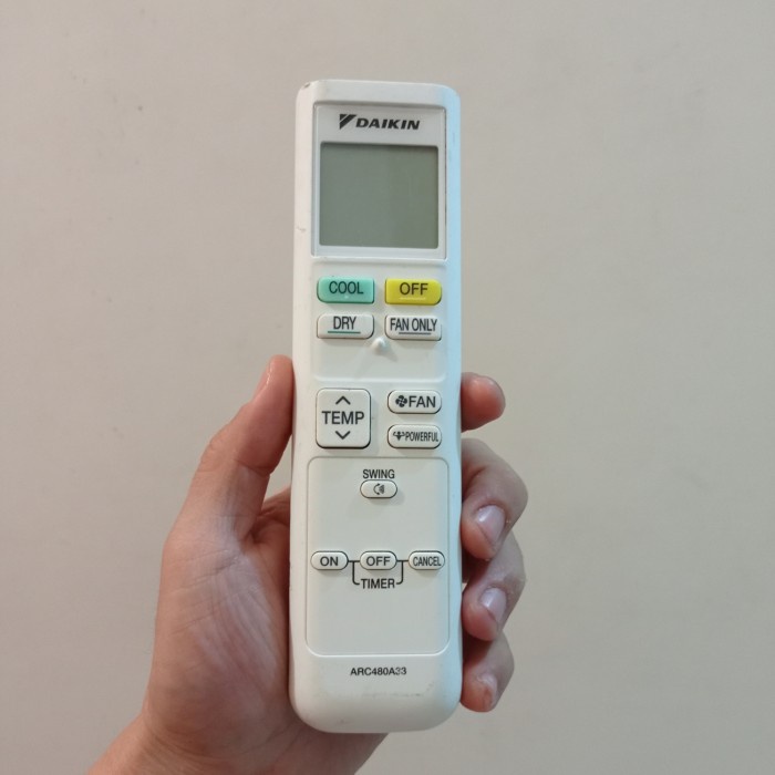 Jual Remot Remote Remot AC Original Daikin FTC 15/20/25/35 NV14 ...