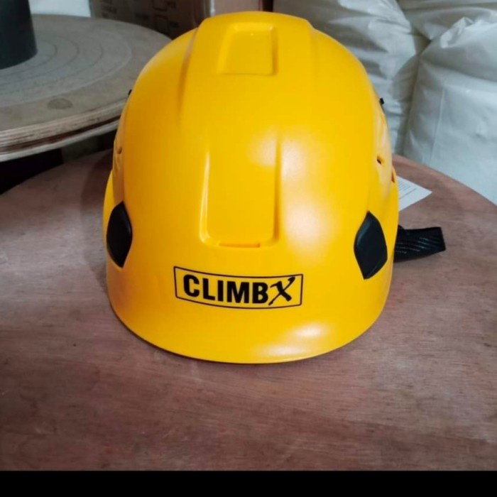 Jual Baru Helm Panjat Tebing Helm Safety Climbing Kuning Climbx Work At ...