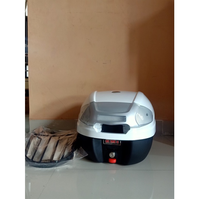 Jual Box Kmi 588 Putih+Bracket Berbagai Macam Tipe Motor | Shopee Indonesia