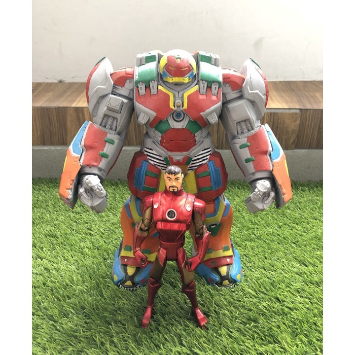 Jual action figure avengers hulk buster dan ironman marvel | Shopee ...