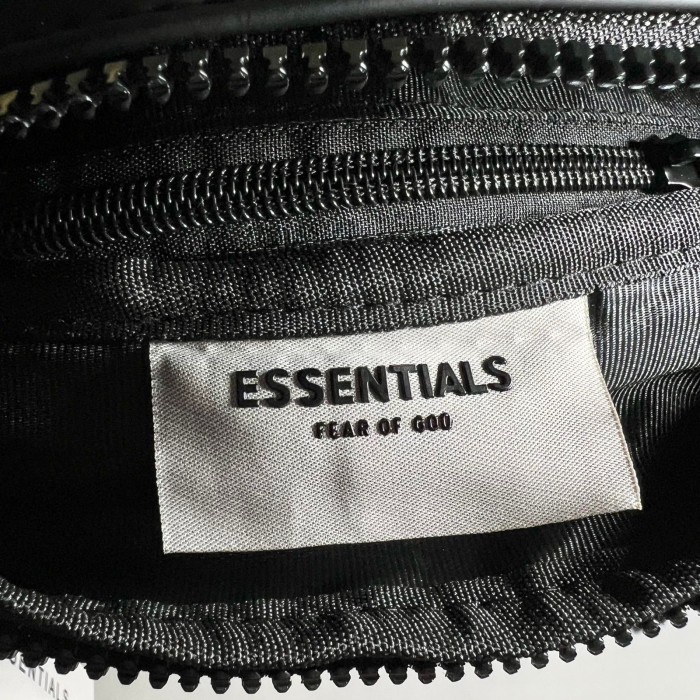 Jual Viral!! Essentials Waist Bag Black Colour | Shopee Indonesia