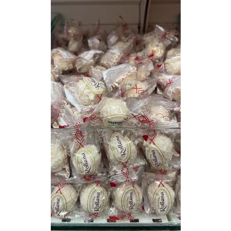 Jual Rollana Chocolate Almond Saudi Arabia | Shopee Indonesia