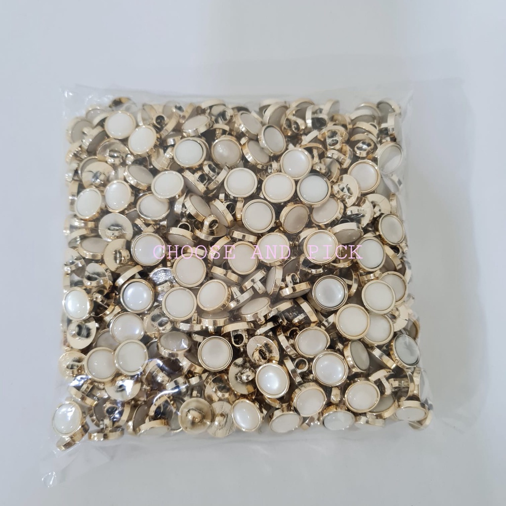 Jual Kancing Baju Mutiara Geg Ukuran 18L (1.15Cm) Dan 20L (1,3Cm) Isi ...