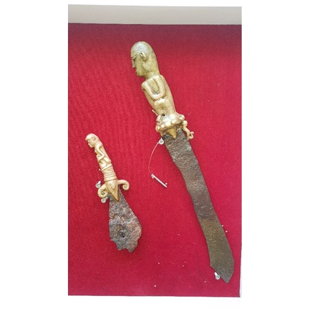 Jual Pusaka Tombak Godong Dadap dan Pedang Mini / Pisau Putut Semedi ...
