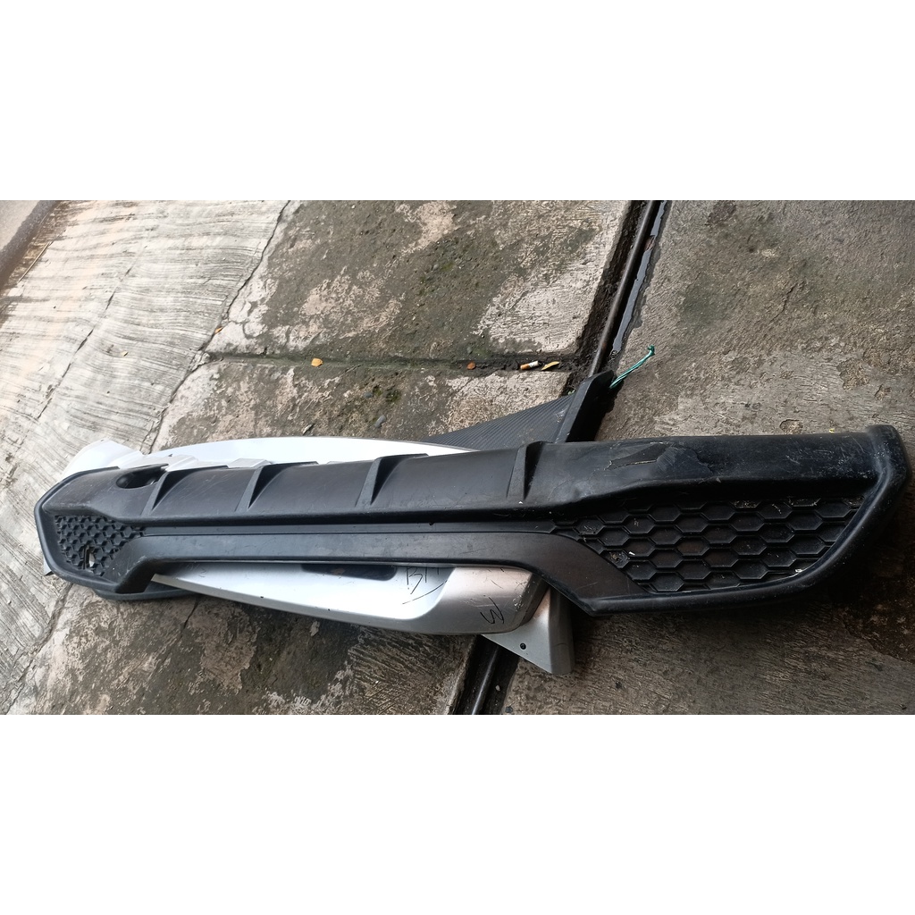 Jual Diffuser body kit belakang brio rs 2017 original | Shopee Indonesia