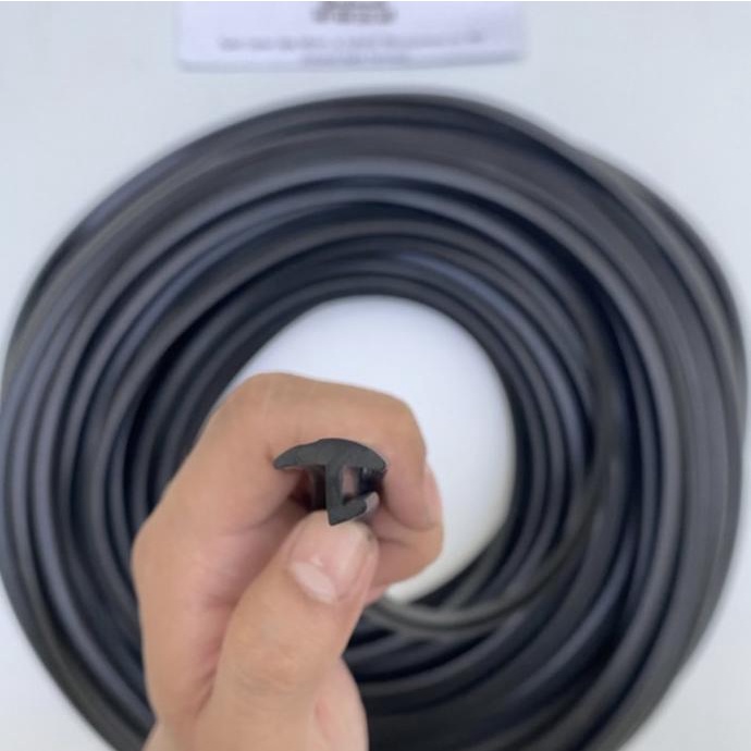 Jual Karet List Kaca Mobil Universal T Kecil | Shopee Indonesia