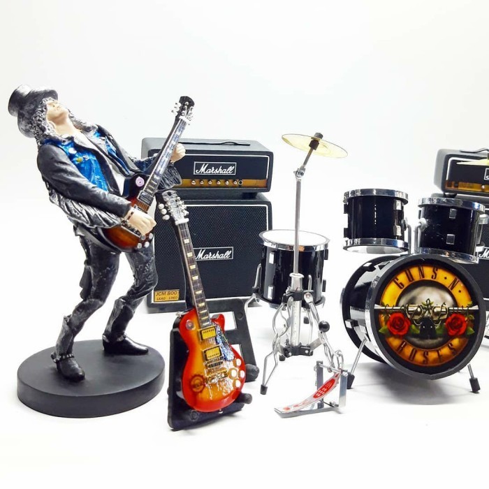 Jual Miniatur Konser Guns N Roses Gitar,Drum,Action Figur Plus ...